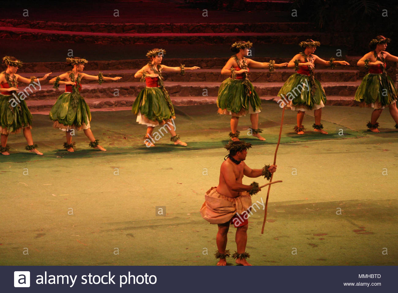 Dance Polynesian Cultural Center High Resolution Stock Photography and ...