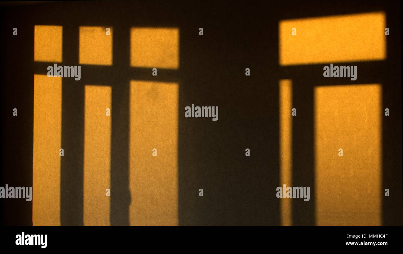 Shadow lines from window hi-res stock photography and images - Alamy
