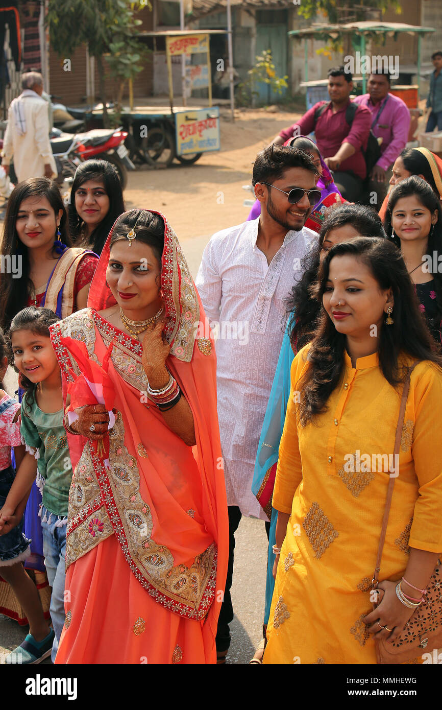 Indian village wedding parade Stock Photo - Alamy