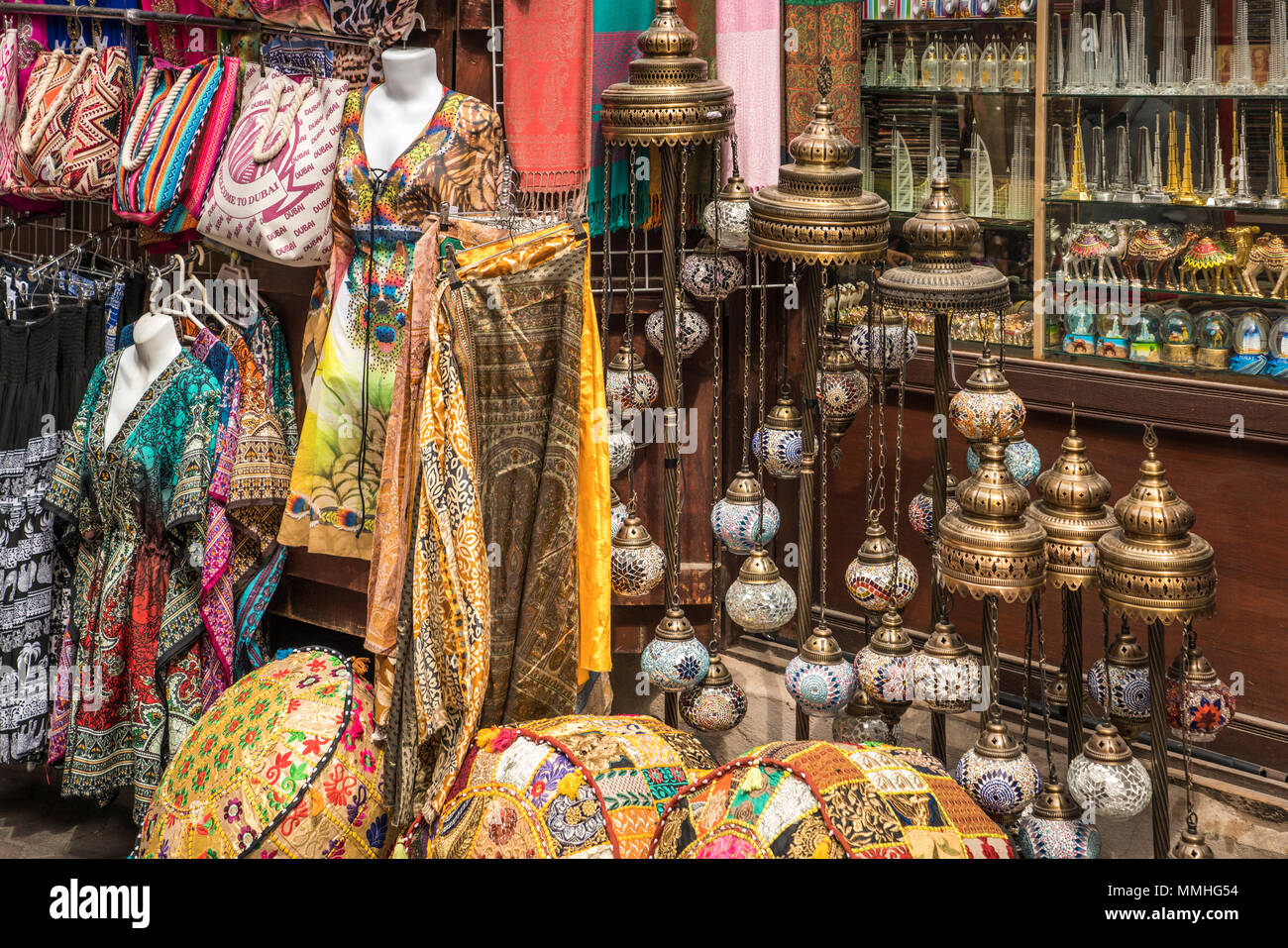 Traditional material middle east hi-res stock photography and images ...
