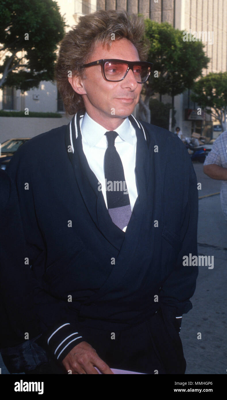 LOS ANGELES, CA - JUNE 12: Singer Barry Manilow attends premiere of ...