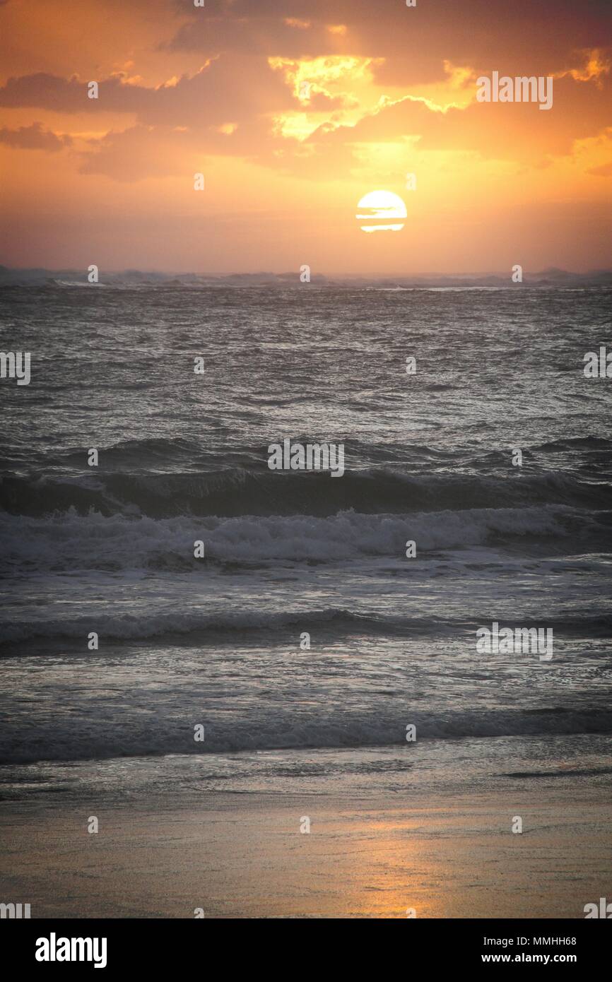 Coldest morning hi-res stock photography and images - Alamy