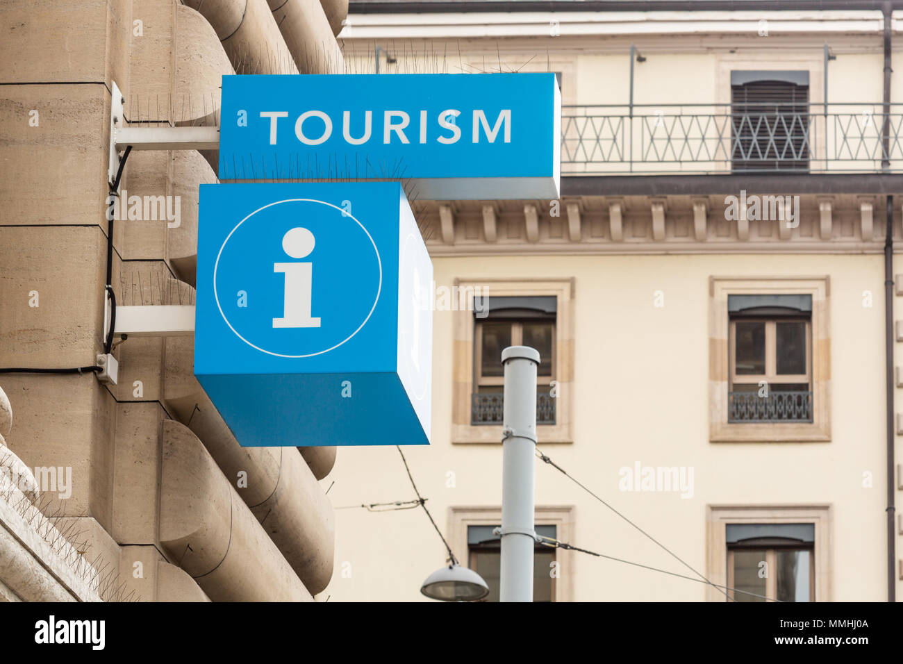 Tourist Information Logo