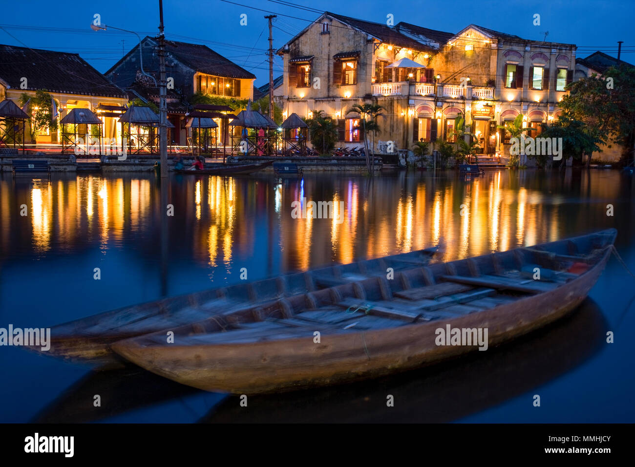 Bach dang river hi-res stock photography and images - Alamy