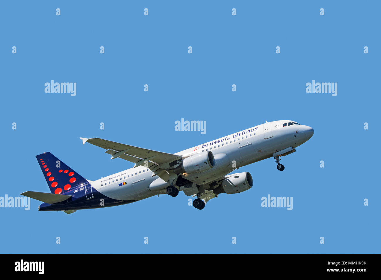 A320 High Resolution Stock Photography and Images - Alamy