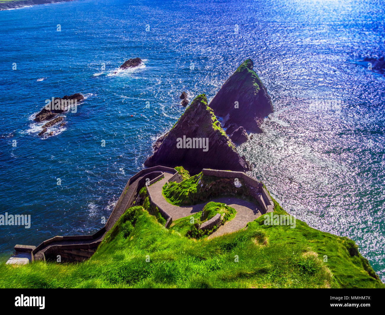 Famous landmark on Dingle Peninsula - The Dunquin Pier Stock Photo - Alamy