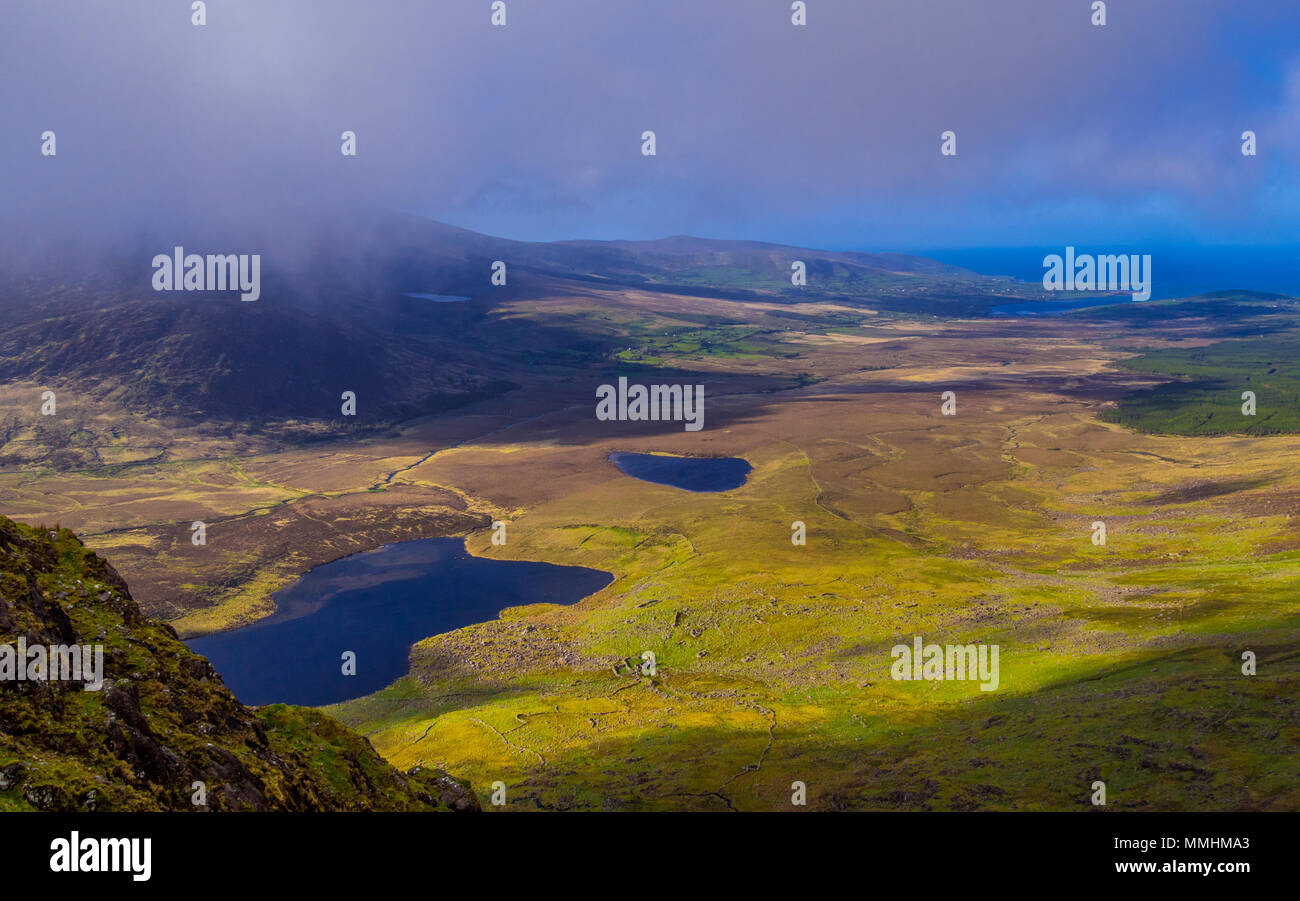 Famous connor pass dingle peninsula hi-res stock photography and images ...