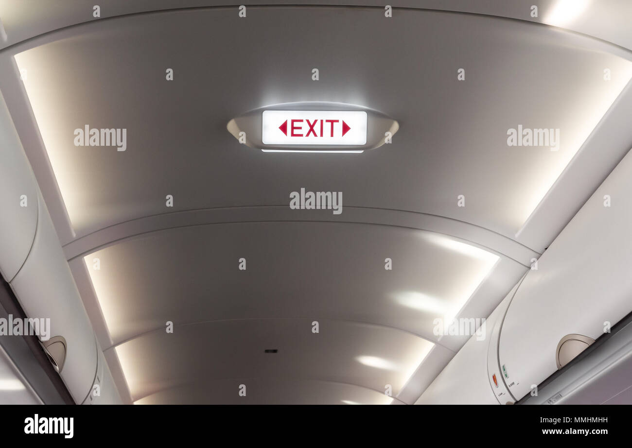 Emergency exit door plane hi-res stock photography and images - Alamy