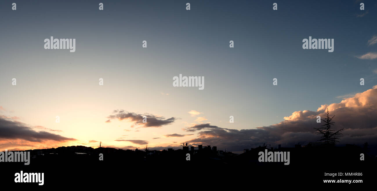 Clear sky sunet hi-res stock photography and images - Alamy