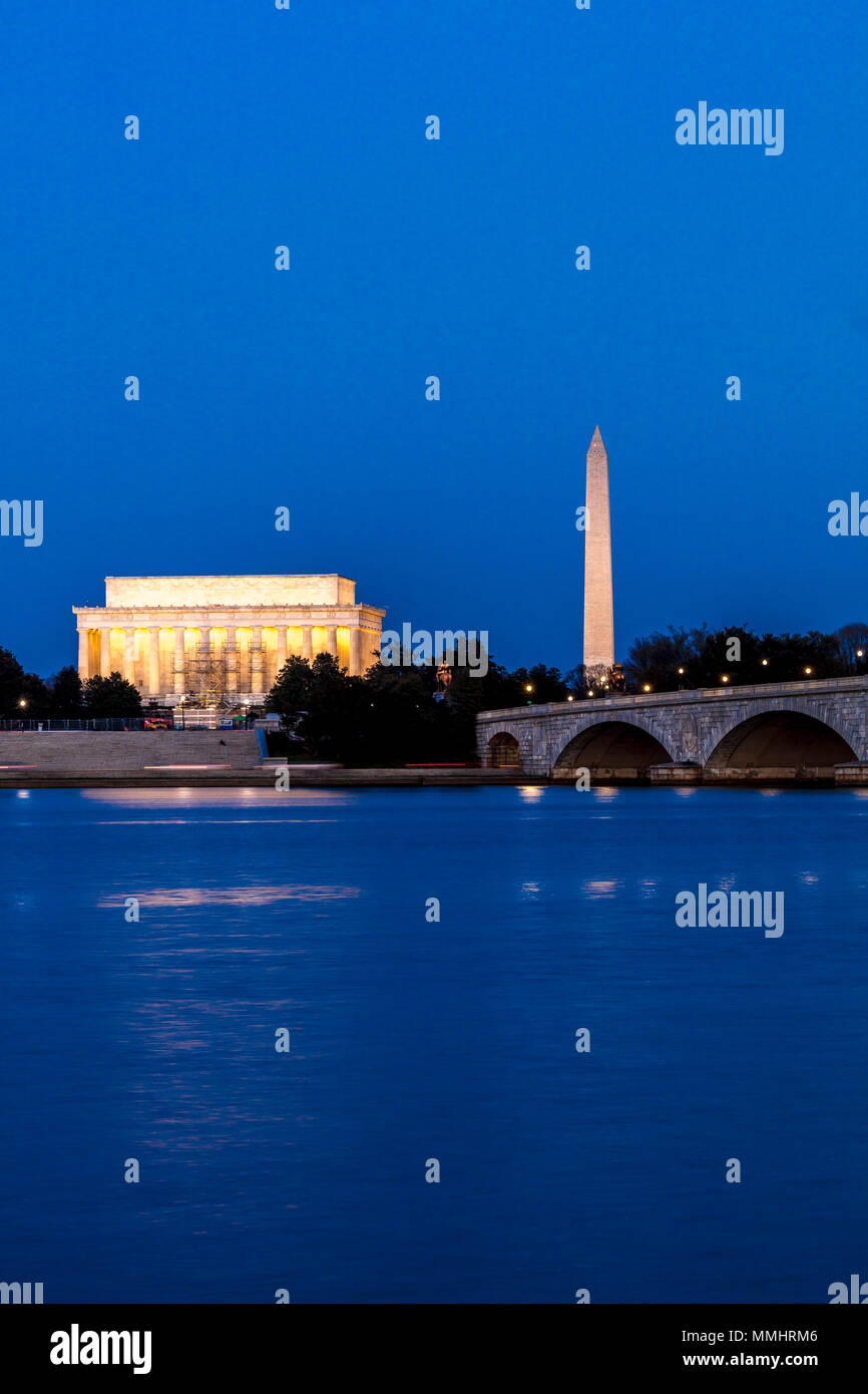 APRIL 10, 2018 - WASHINGTON D.C. - Memorial Bridge at dusk spans ...