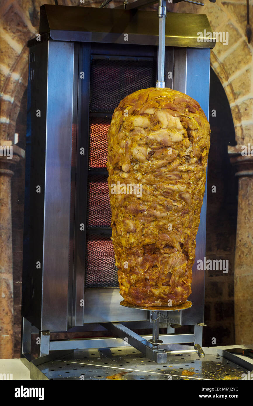 Kebab machine hi-res stock photography and images - Alamy