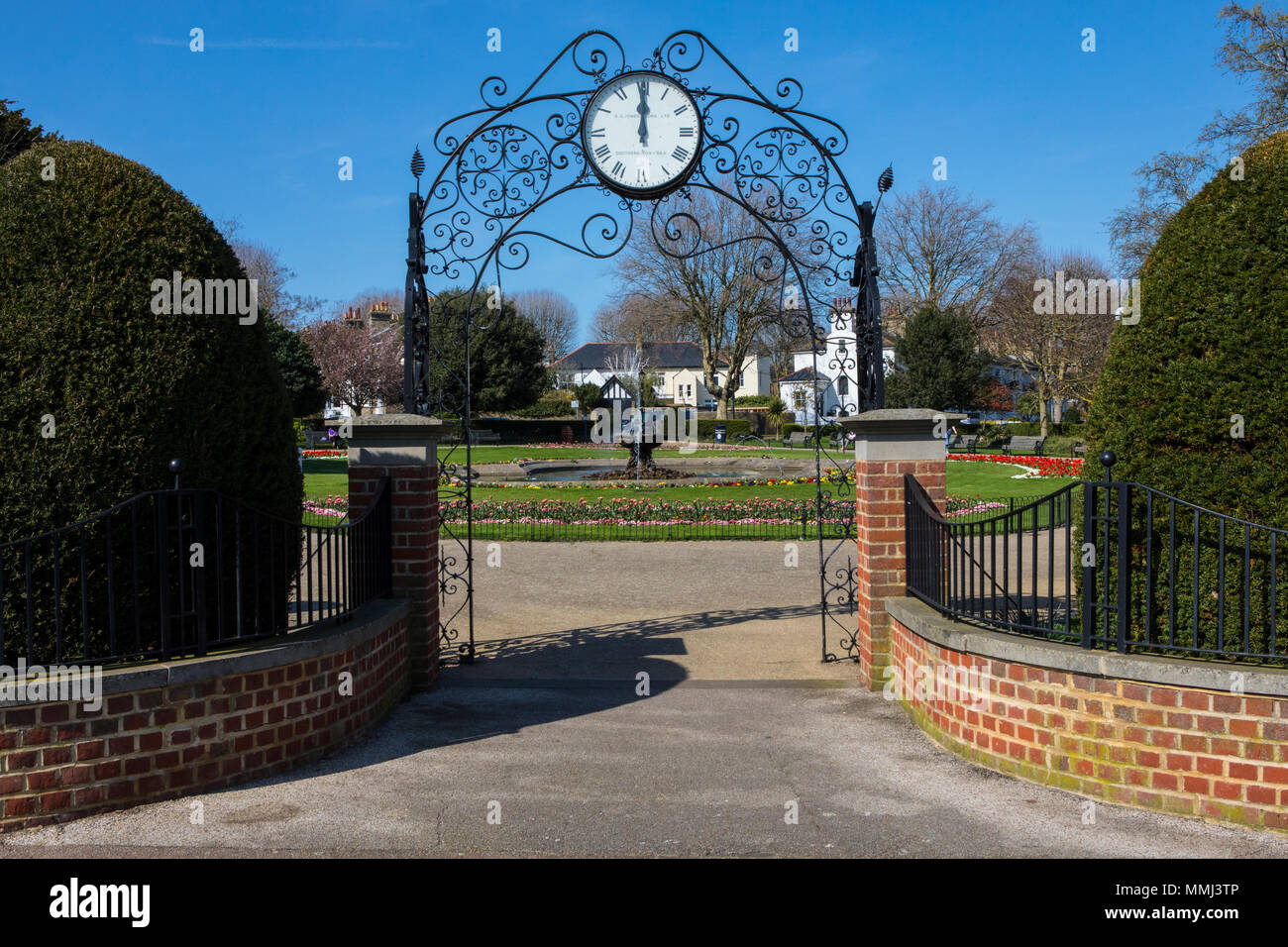 Southend prittlewell square hi-res stock photography and images - Alamy