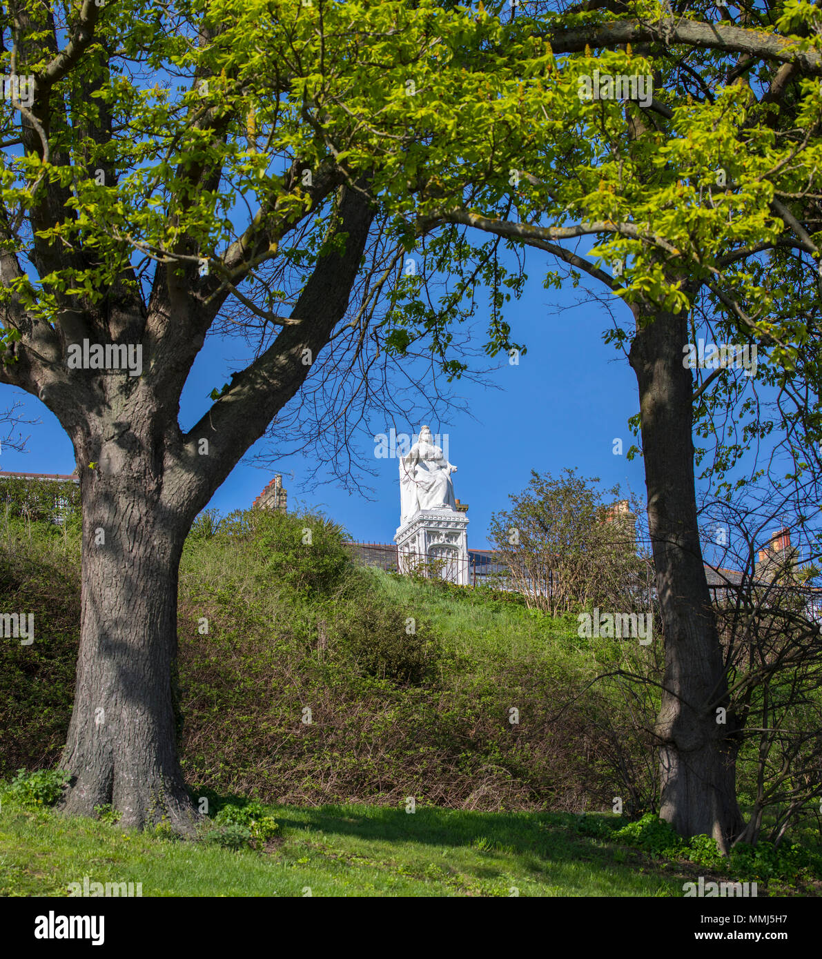 A view of the Queen Victoria statue, located on Clifftown Parade in ...