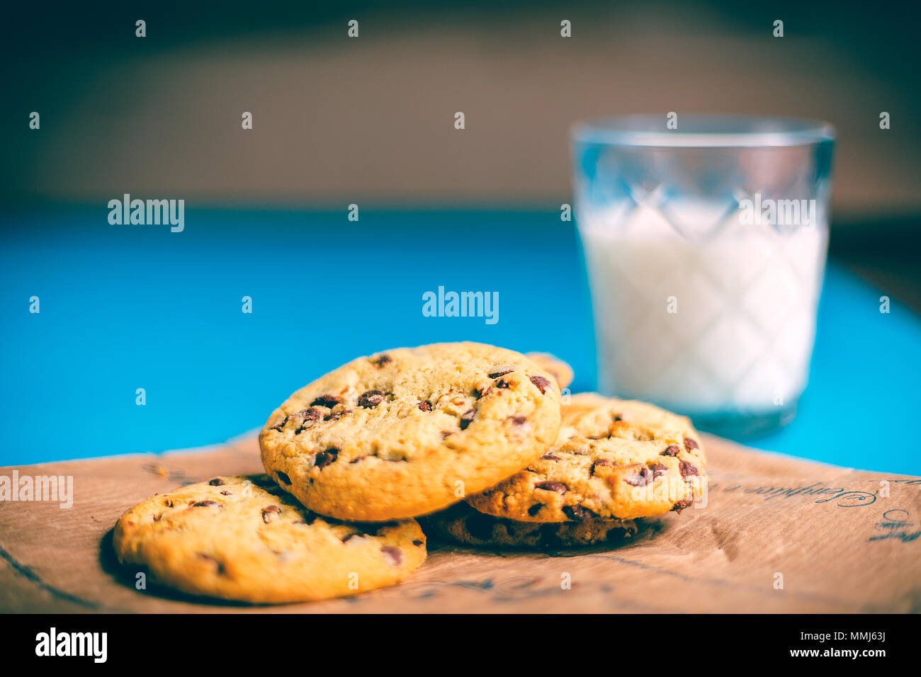 Regular cookies and milk Stock Photo - Alamy