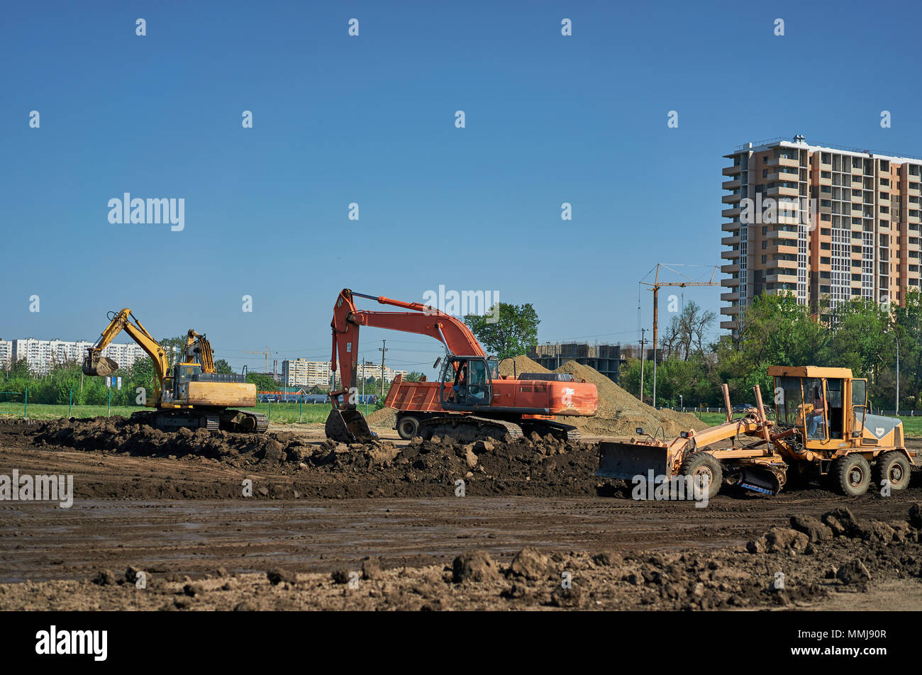 heavy machinery works on the construction site Stock Photo - Alamy