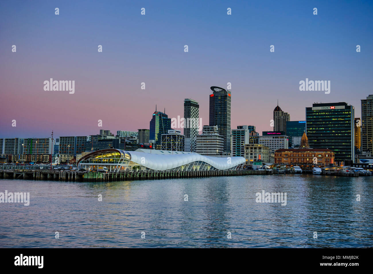 Auckland city centre new zealand hi-res stock photography and images ...