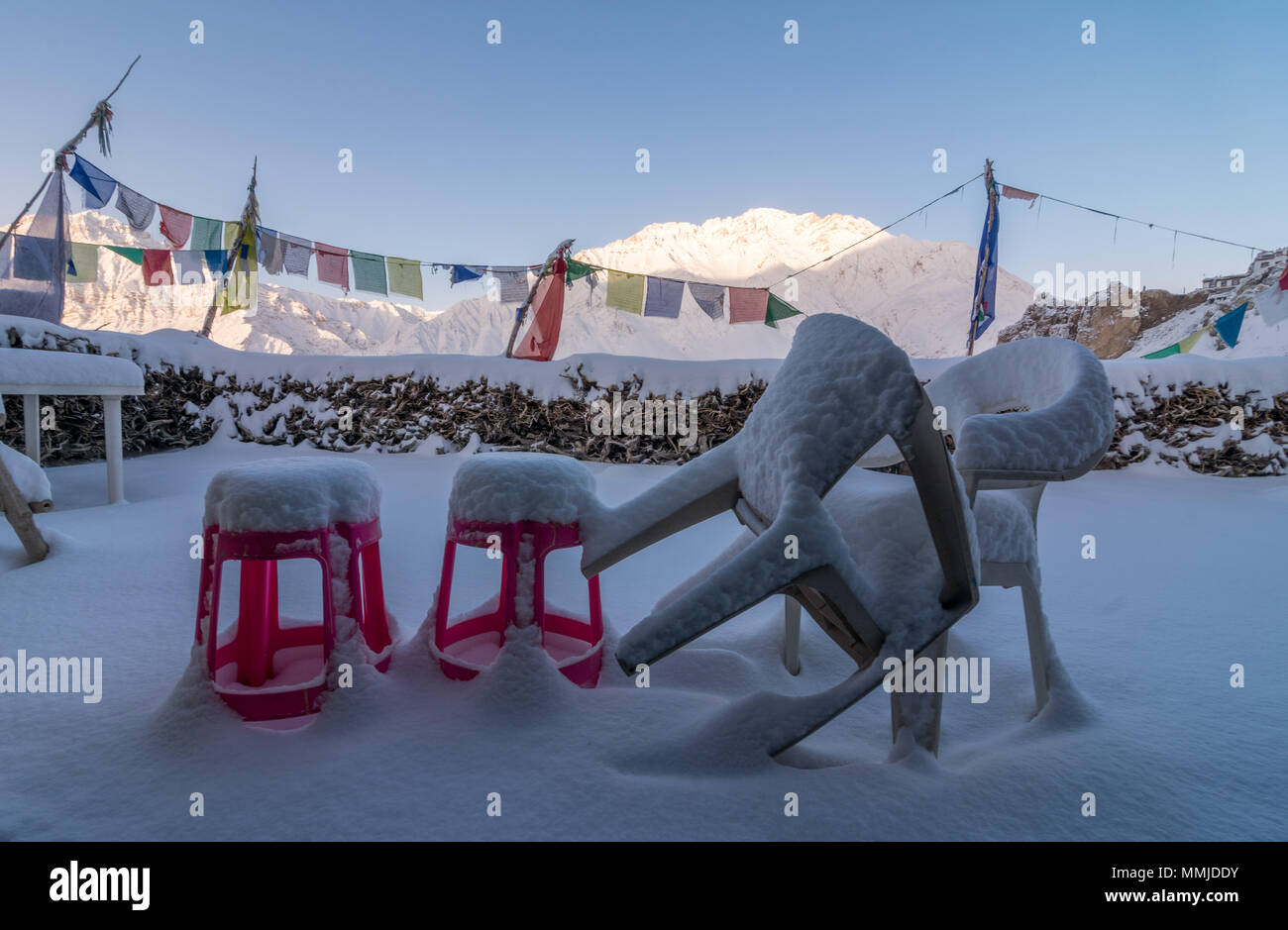 Snow covered cafe in spiti valley Stock Photo - Alamy