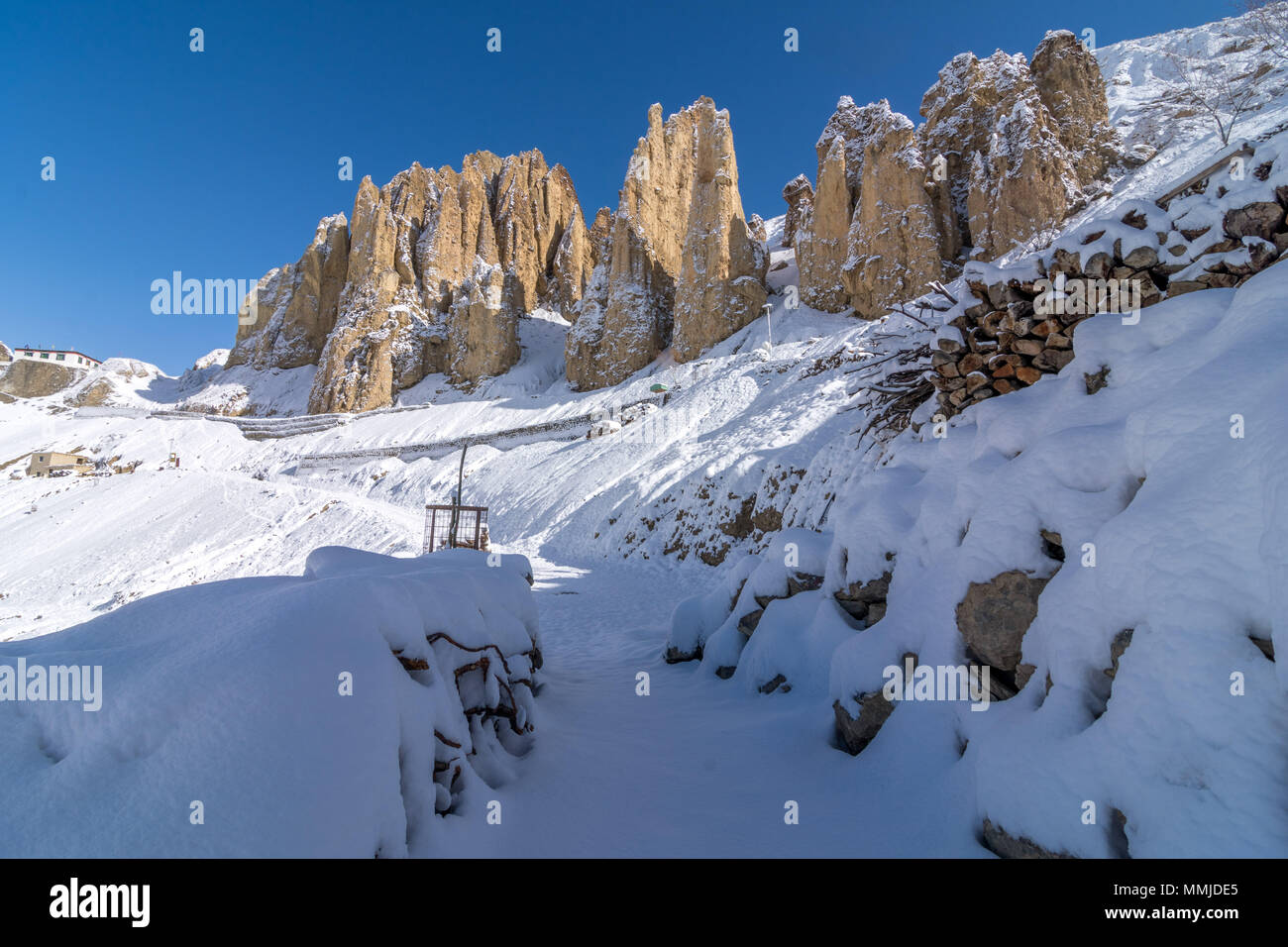 Snow covered spiti valley Stock Photo - Alamy