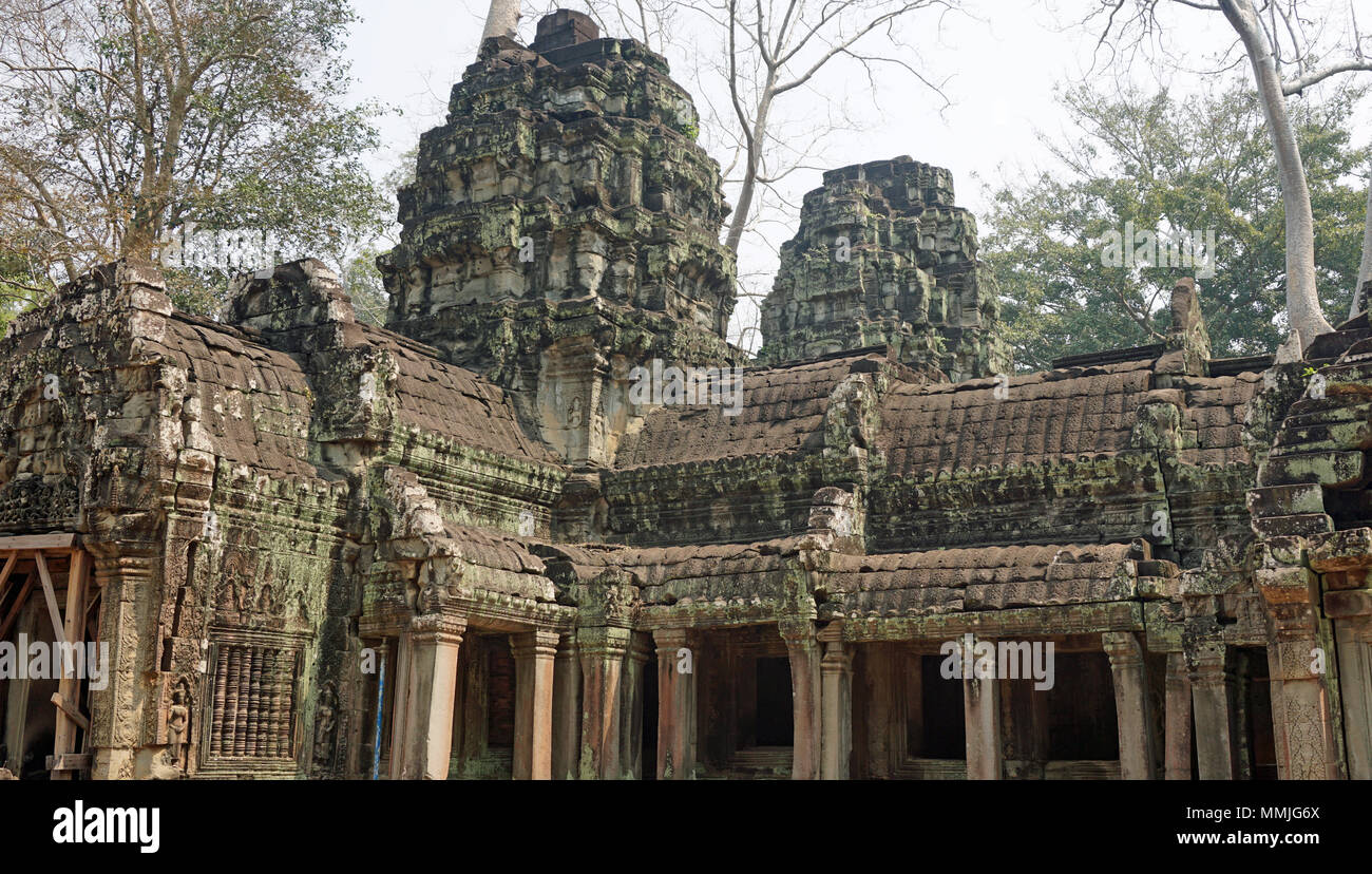 ancient temple complex of ankgor wat in cambodia Stock Photo - Alamy