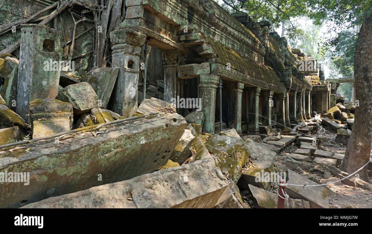 ancient temple complex of ankgor wat in cambodia Stock Photo - Alamy
