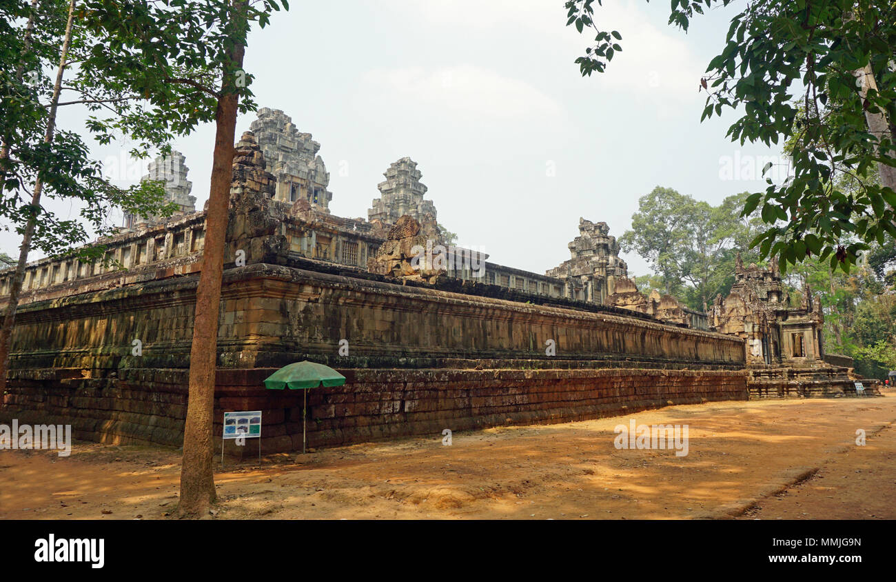 ancient temple complex of ankgor wat in cambodia Stock Photo - Alamy