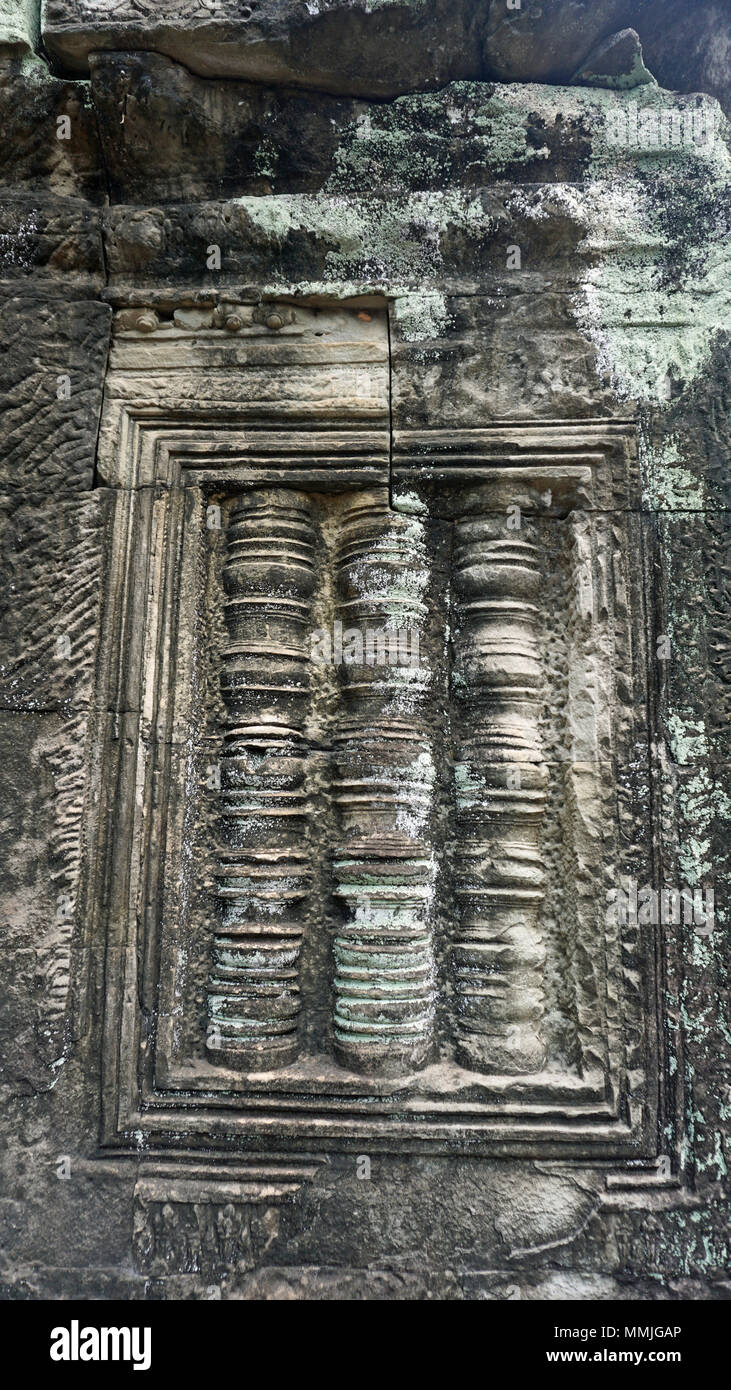 ancient temple complex of ankgor wat in cambodia Stock Photo - Alamy