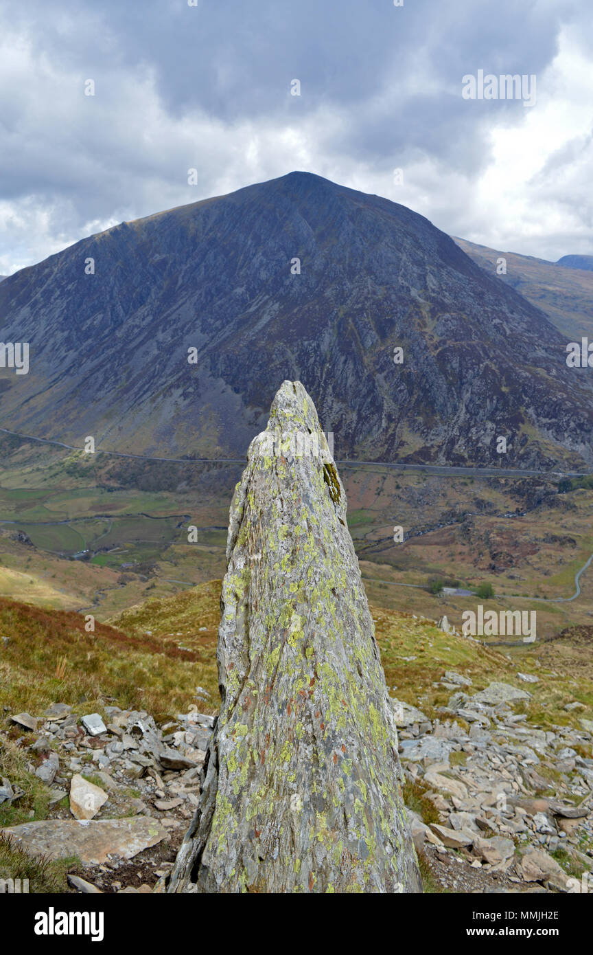 Idwal slab hi-res stock photography and images - Alamy