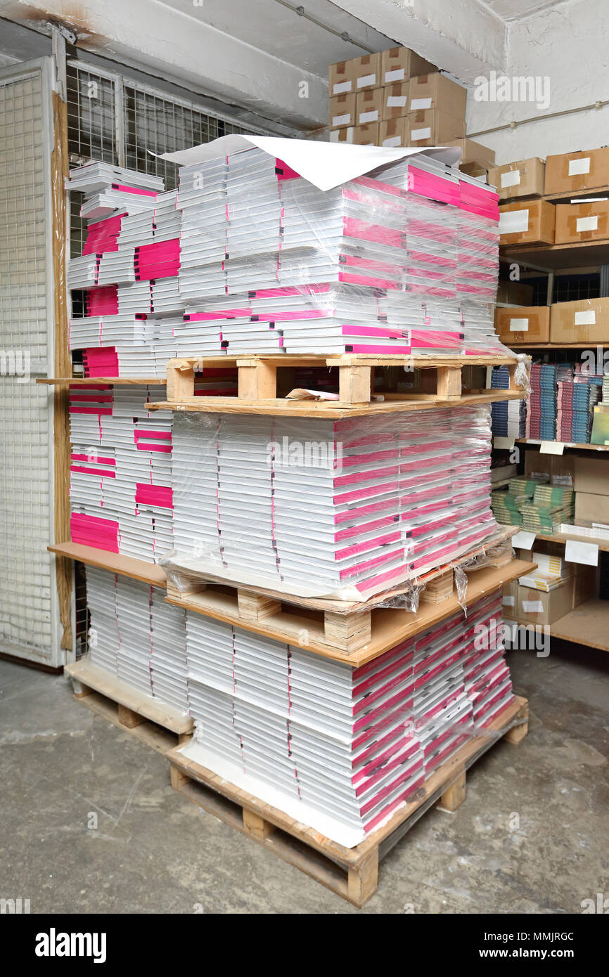 Printed Books at Pallets in Storage Warehouse Stock Photo - Alamy