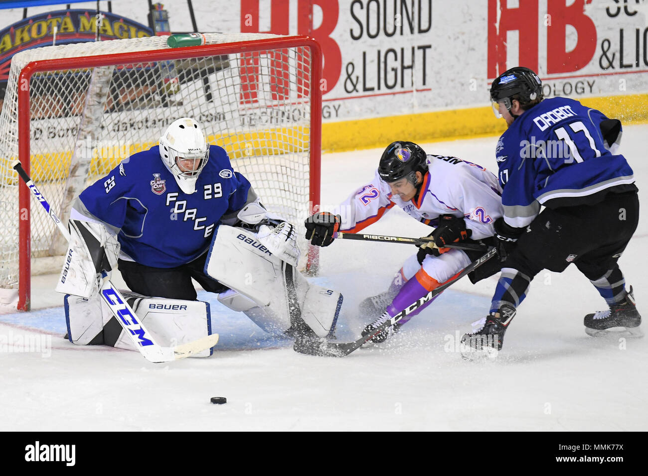 Aj puck hi-res stock photography and images - Alamy