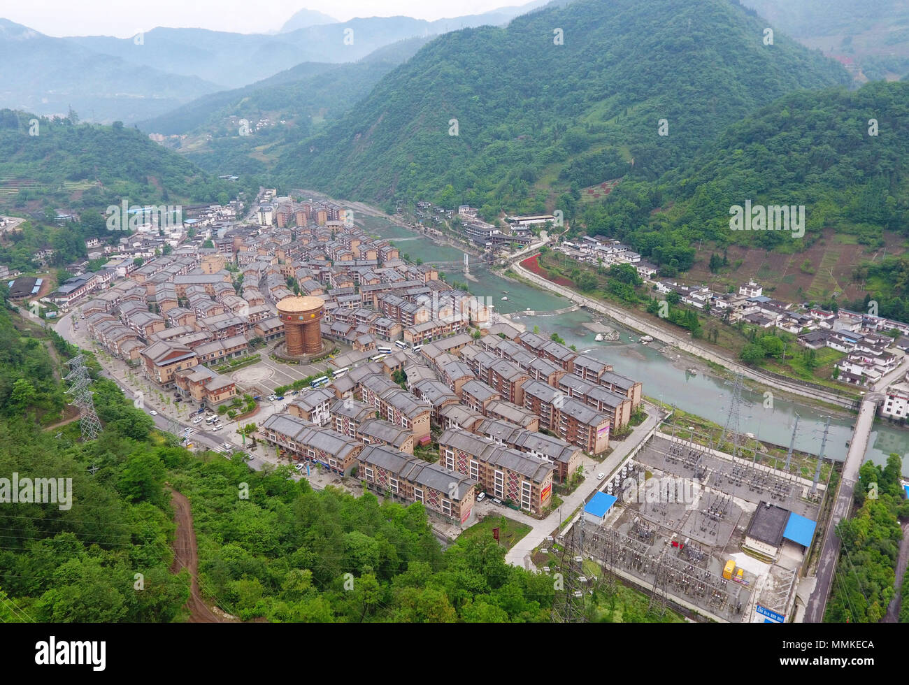 Chengdu. 5th May, 2018. Aerial photo taken on May 5, 2018 shows the ...
