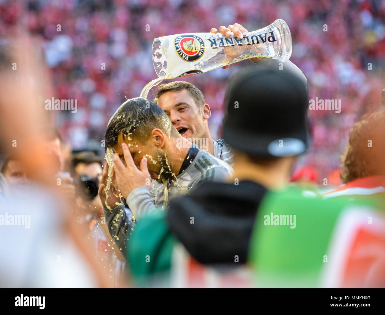 Football showers hi-res stock photography and images - Alamy