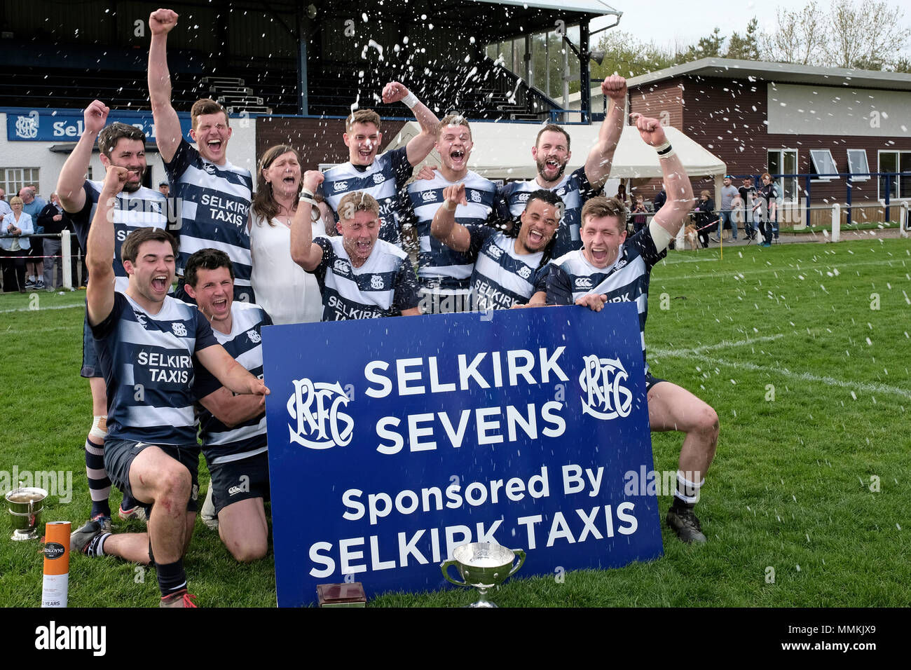 2018 team scotland cheer as hi-res stock photography and images - Alamy