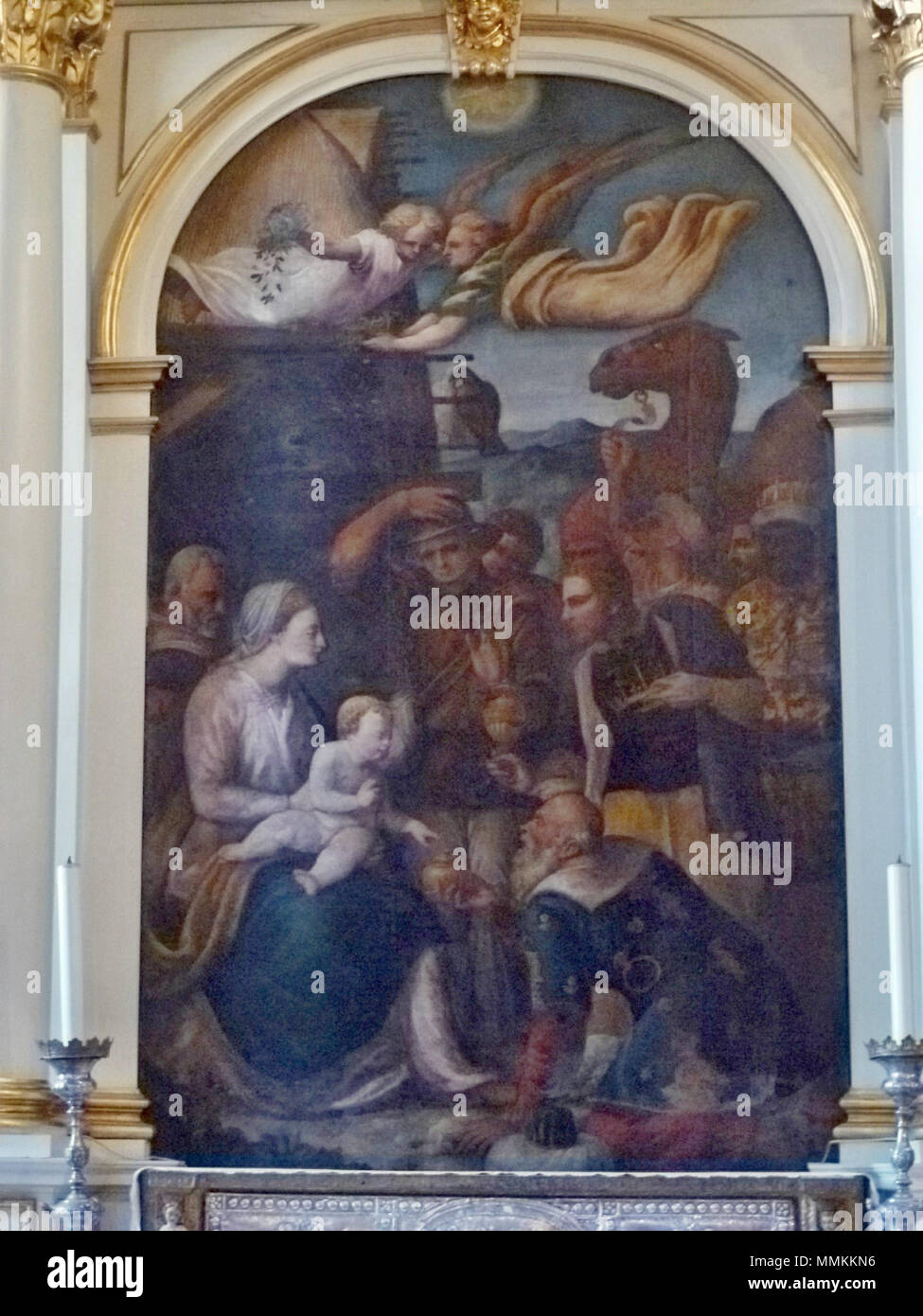 Renaissance altar hi-res stock photography and images - Alamy