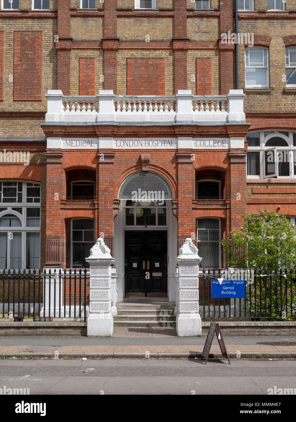 Entrance portico to the Garrod Building of the The Royal London ...