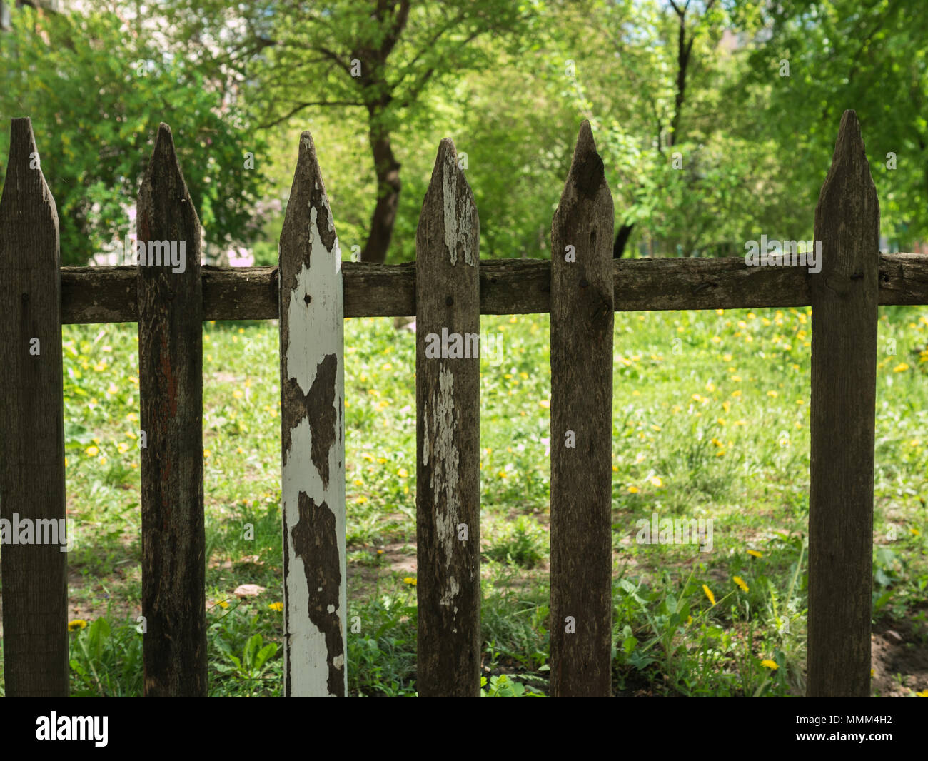 vintage old brown wooden fence background Stock Photo - Alamy