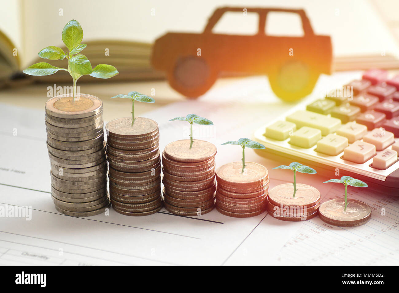 Accounting tree hi-res stock photography and images - Alamy