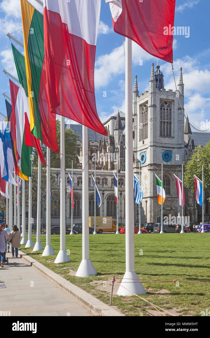 Flags parliament square hi-res stock photography and images - Alamy