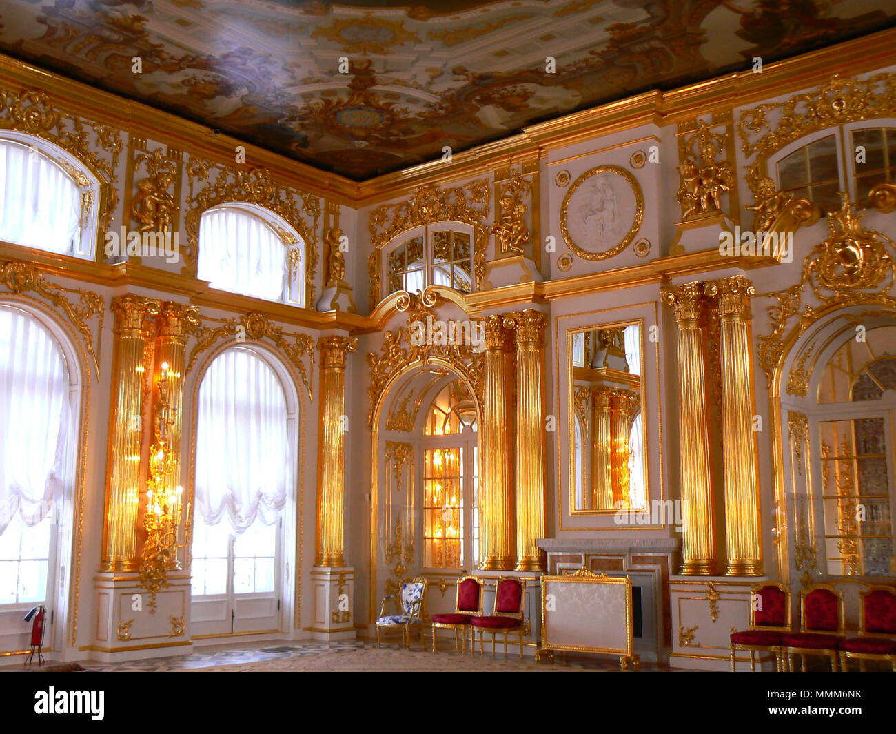 The magnificent interior of the Catherine Palace Ballroom in Tsarskoe ...