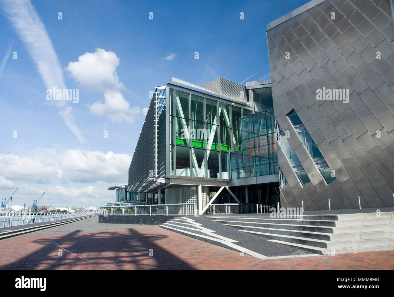 The Lowry, Salford Quays, Manchester Stock Photo - Alamy