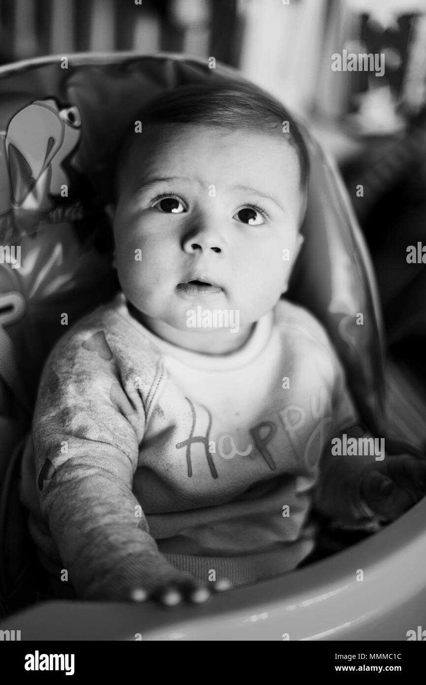 Boy without clothes hi-res stock photography and images - Alamy