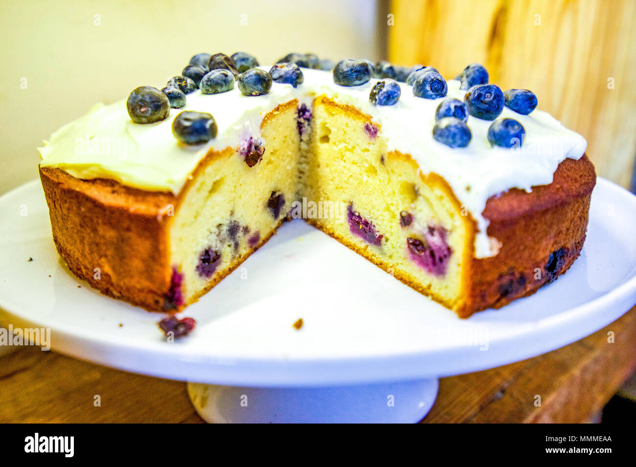 Blueberry cake at a cafe in London, England Stock Photo - Alamy
