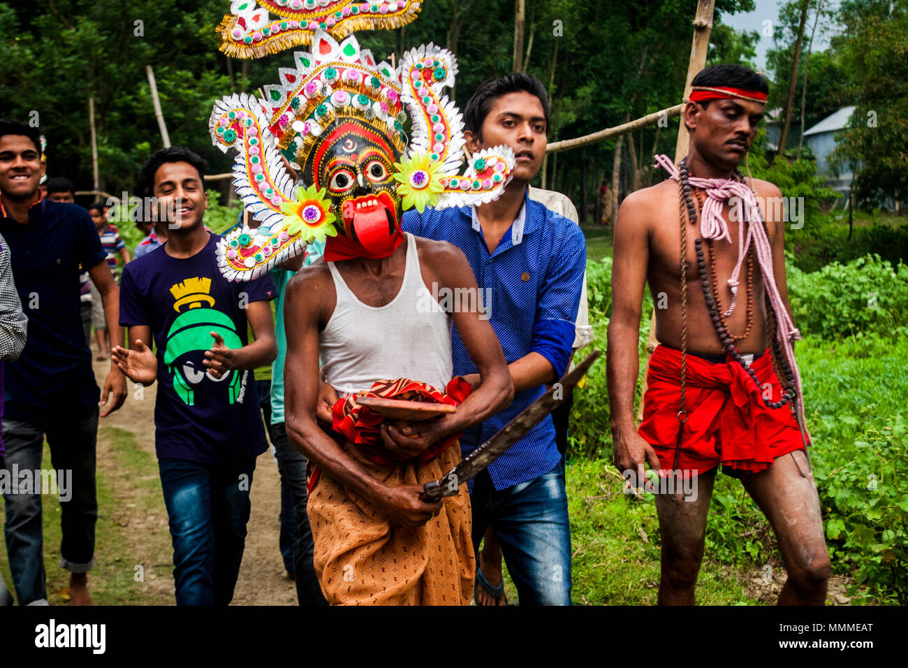 Perform rituals hi-res stock photography and images - Alamy