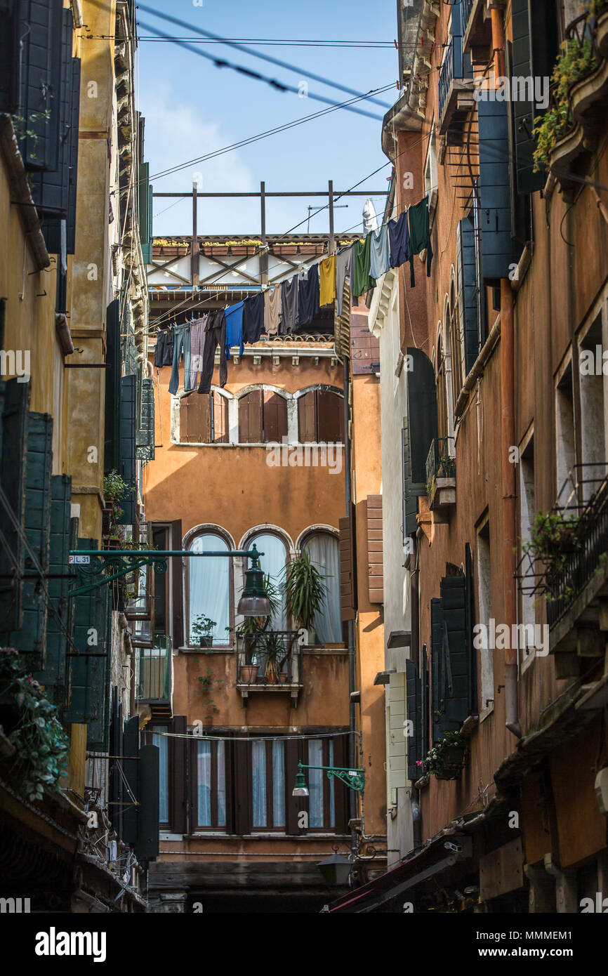 House building venice europe hi-res stock photography and images - Alamy