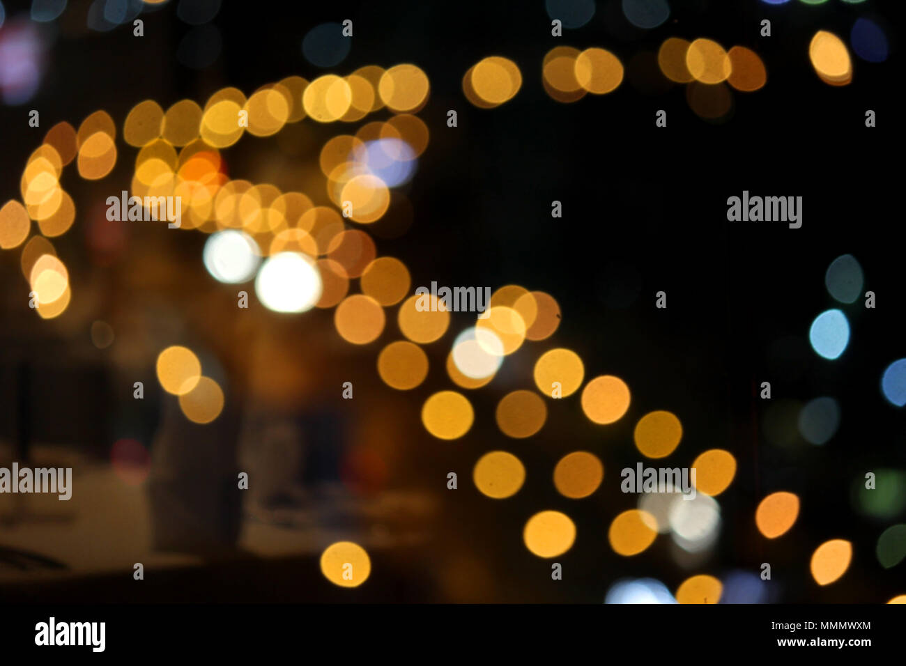 Golden bokeh hi-res stock photography and images - Alamy