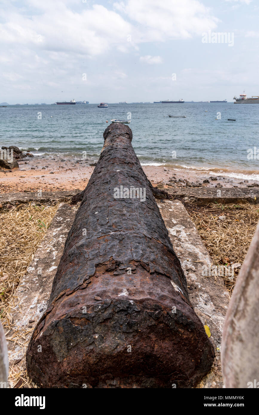 Old rusty Spanish Canon on Taboga Island in Panama Stock Photo - Alamy