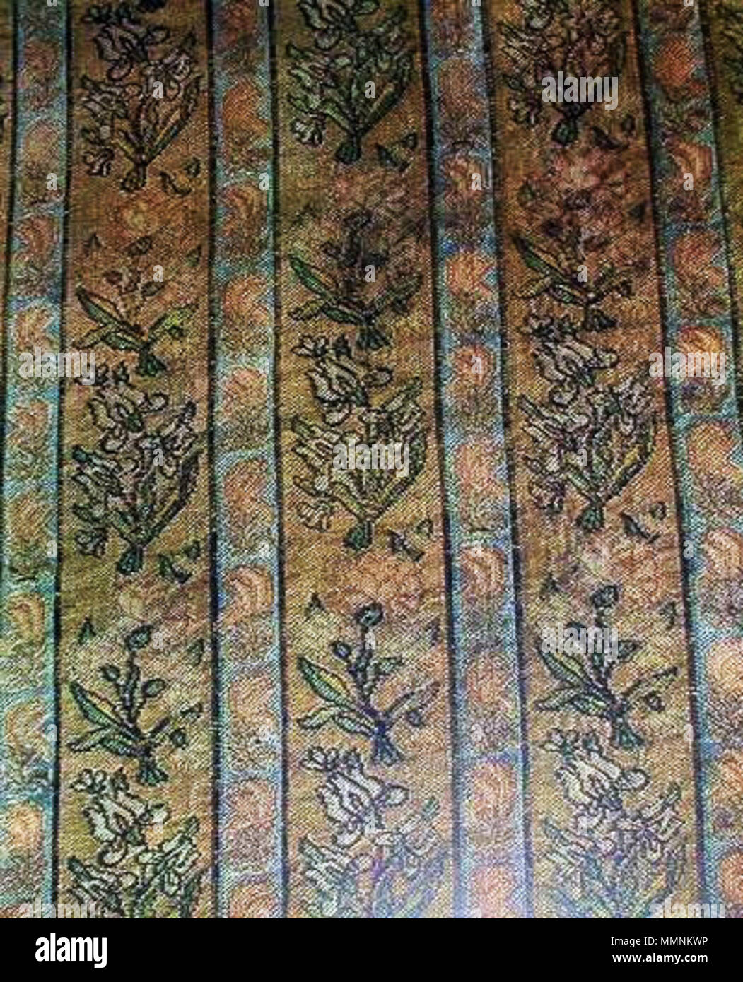 Gold thread fabric, so-called 'suta' (rich).. first half of 18th ...