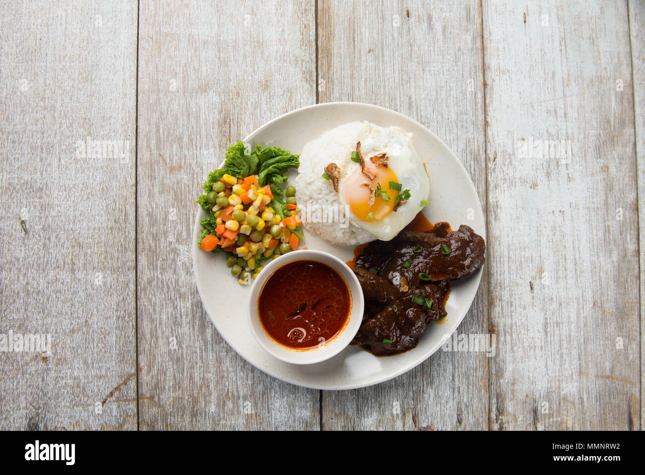 beef rendang rice Stock Photo - Alamy
