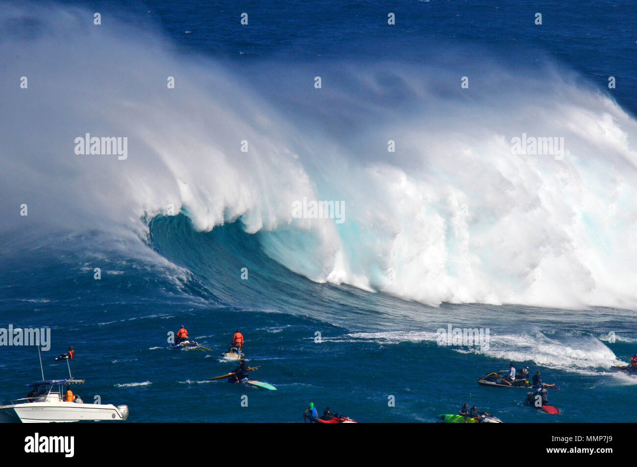 Support team observes a giant wave breaking during the 2015 Peahi ...