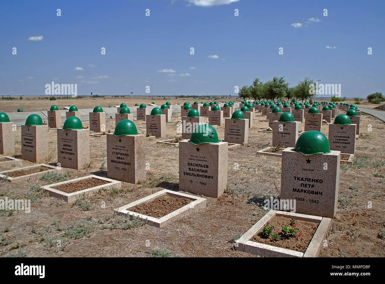 Rossoshka military cemetery hi-res stock photography and images - Alamy