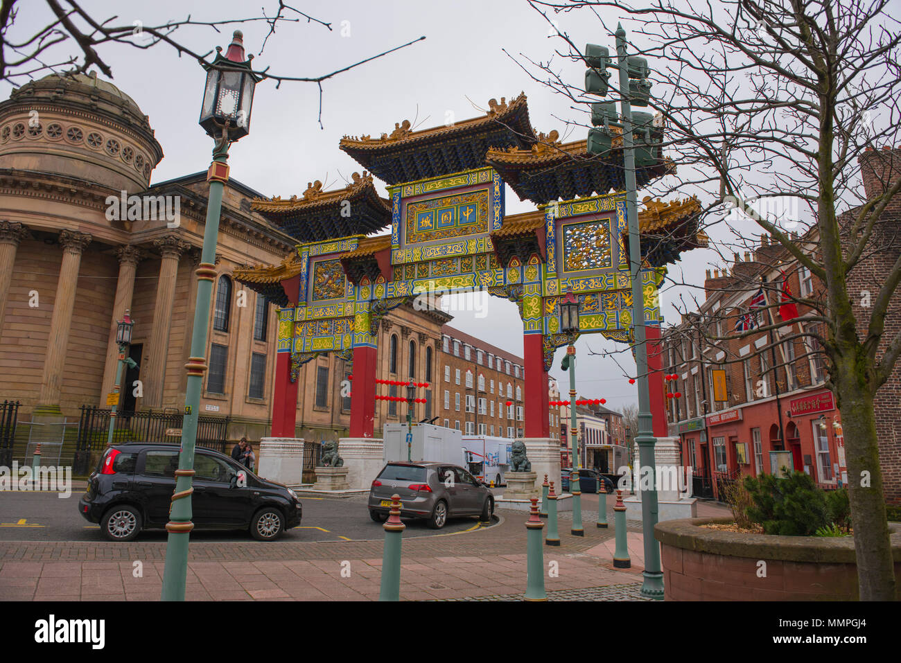 Liverpool Chinatown, Chinese Arch Stock Photo - Alamy